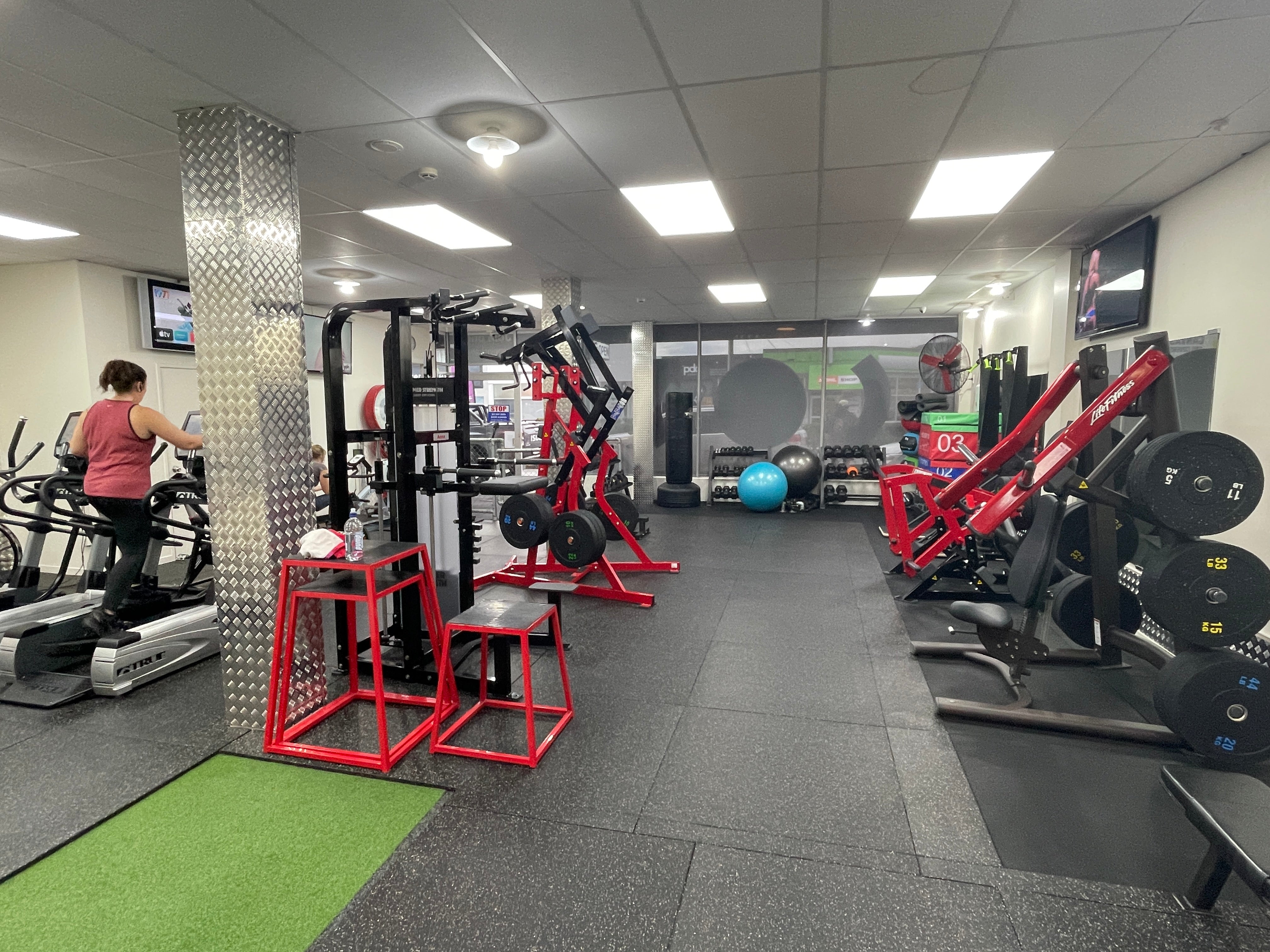 Gym Whangarei | Pumping Iron Gym
